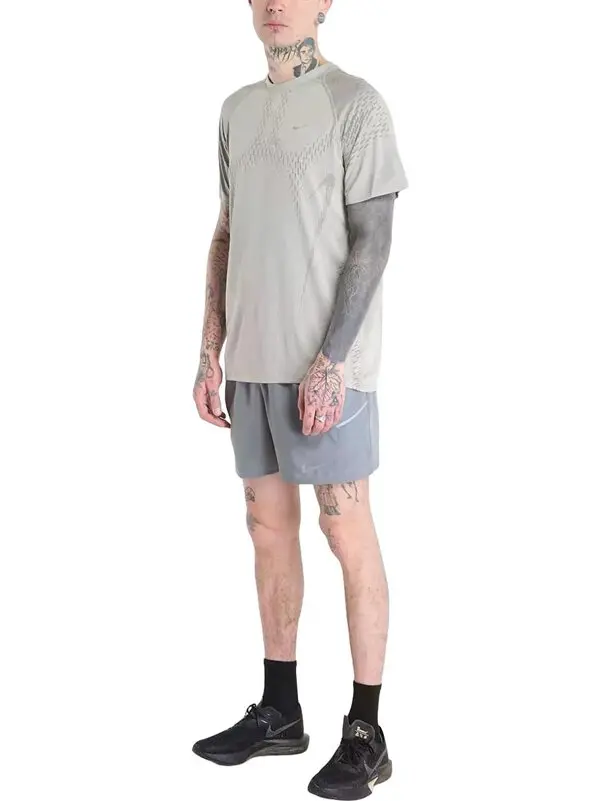 Nike Dri-fit Adv Raglan-sleeve T-shirt - Grey