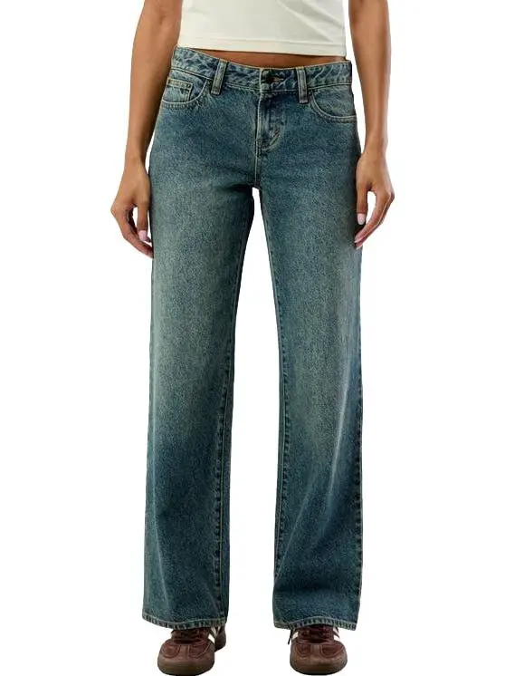 PACSUN Zoe Low Rise Girlfriend Jeans - Light Indigo