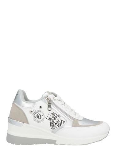 ALV BY ALVIERO MARTINI Low-top Sneakers With Wedge And Stud Embellishments - Silver