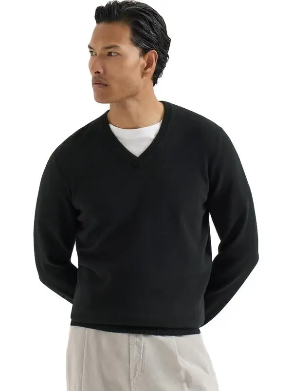 Brunello Cucinelli V-neck Cashmere Sweater - Black
