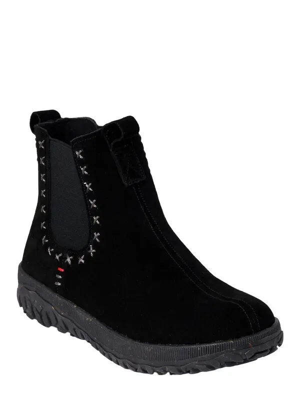 Minnetonka Chelsea Tread Boot - Black