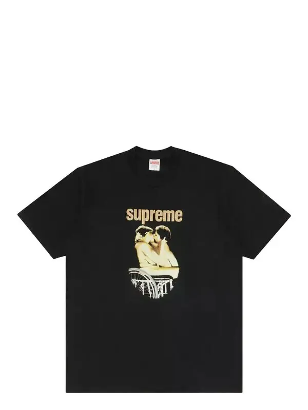 Supreme Kiss Graphic-print T-shirt - Black