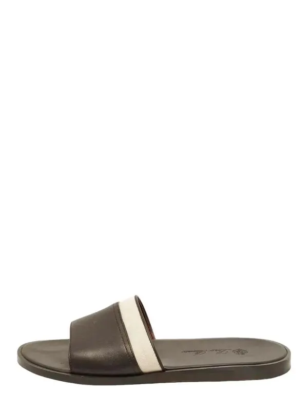 Loro Piana Slip-on Sandals With Embossed Logo - Brown