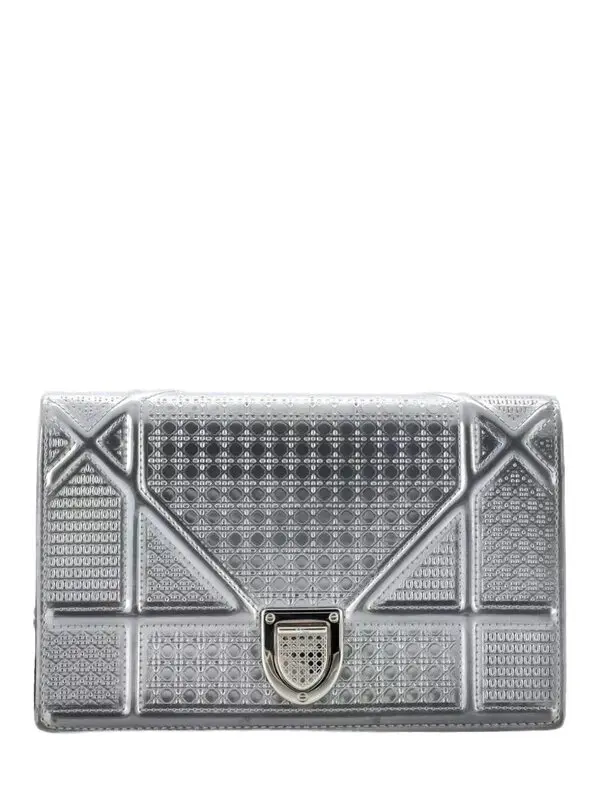 Dior Diorama Wallet On Chain Cannage Embossed Calfskin Clutch Bag - Silver