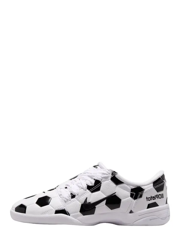 Nike Total 90 Sneakers - White/black