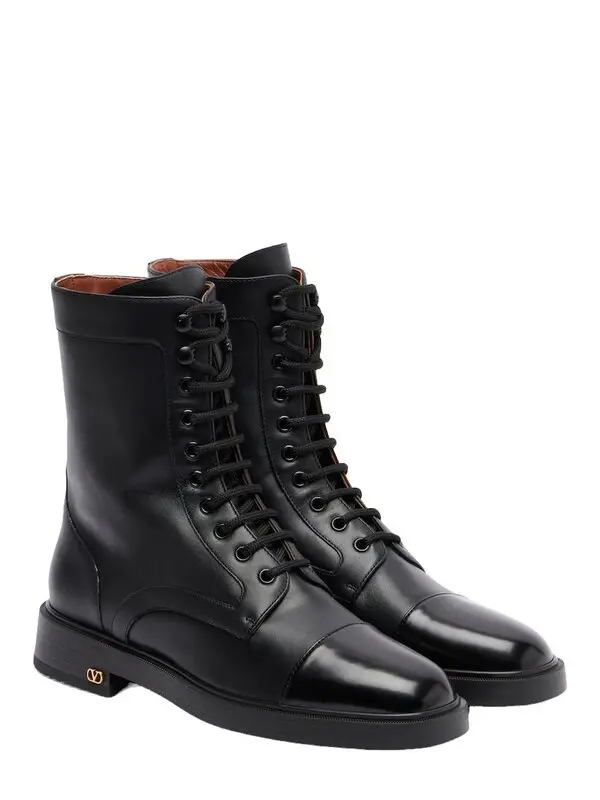Valentino Garavani Vlogo Lace-up Leather Combat Boots - Black
