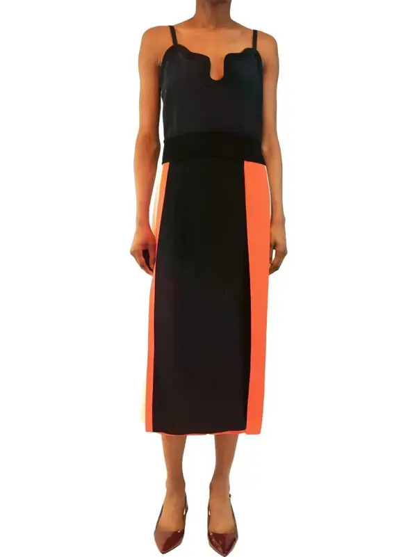 Victoria Beckham Contrast-panel Pleated Silk Midi Dress - Black