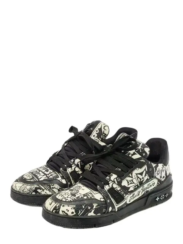 LOUIS VUITTON Trainer Sneakers With Graphic Print - Black