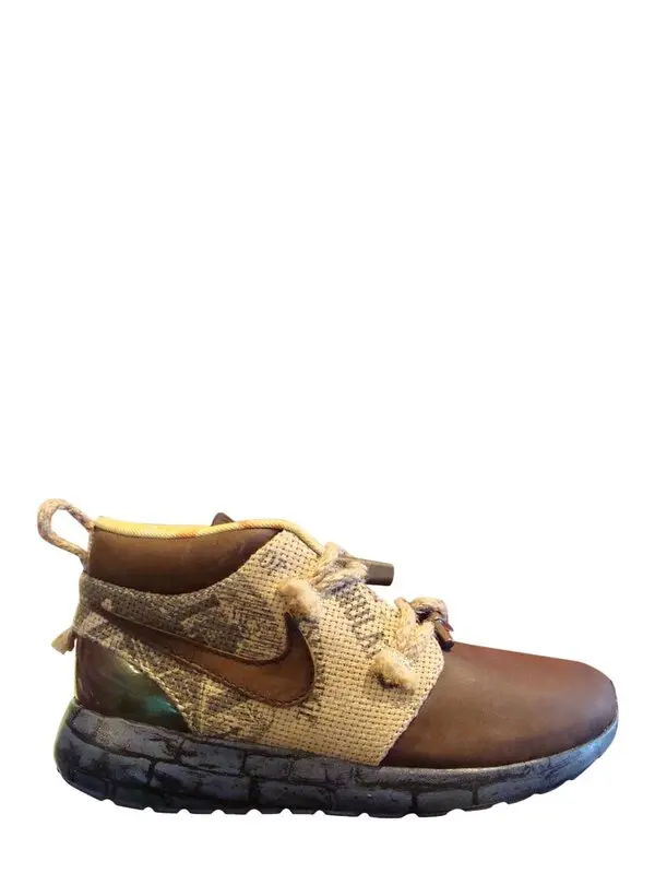 Nike Roshe Run Mid-top "boxtrolls" Sneakers - Brown