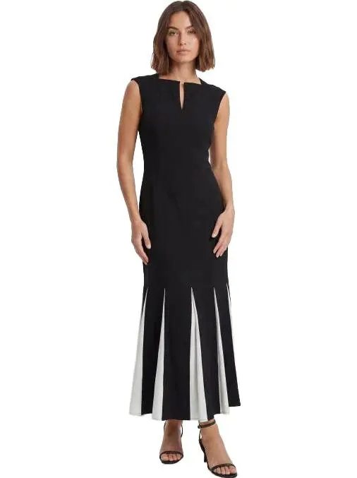 Karen Millen Maxi Dress With Godet Detail - Mono