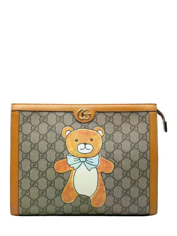 Gucci Gg Supreme Teddy Bear Clutch Bag - Neutrals