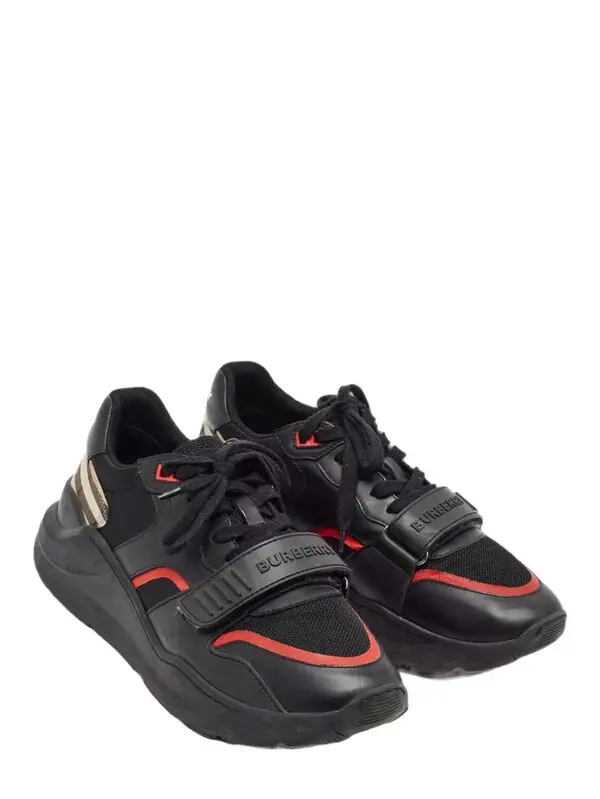Burberry Ramsey Sneakers - Black