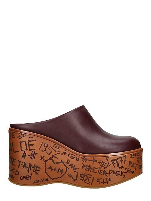 Chloé Leather Wedge Mules With Graphic Print - Wine
