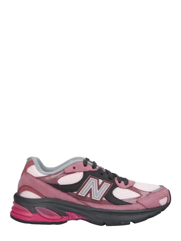 NEW BALANCE Low Top Sneakers - Violet