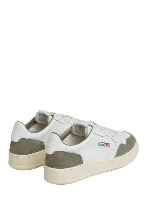 AUTRY Medalist Suede Sneakers - White