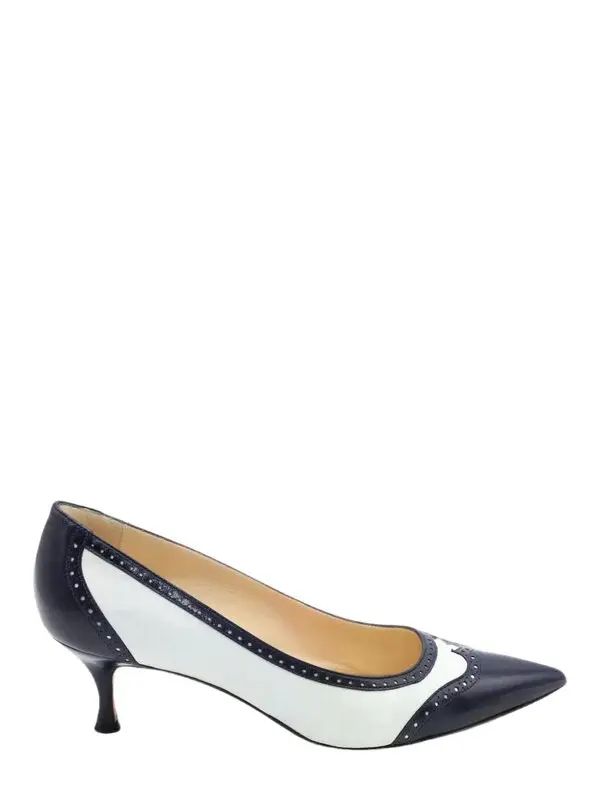 Manolo Blahnik Navy And White Leather Wingtip Pumps - Blue