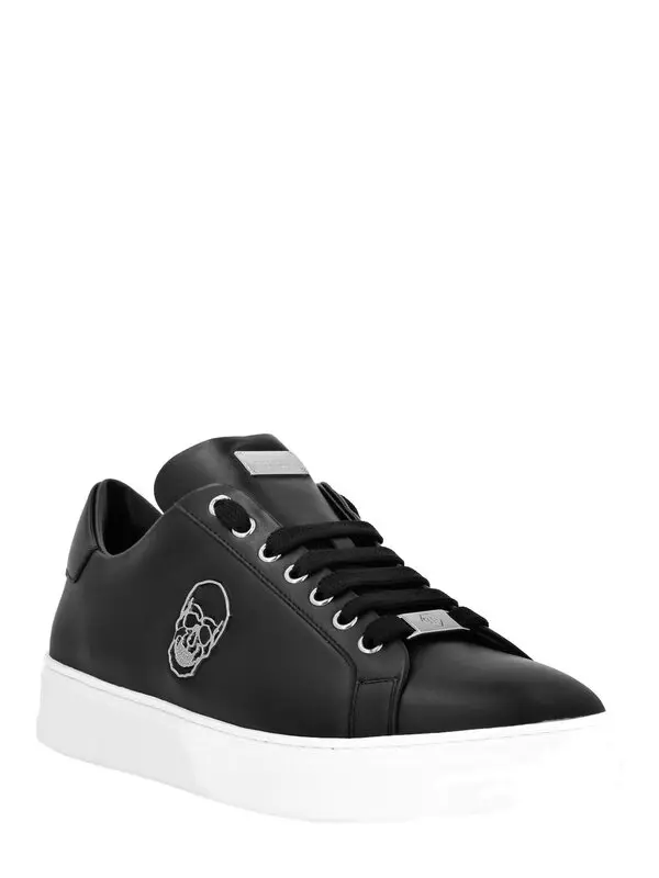 Philipp Plein Nappa Leather Low-top Sneakers With Skull Emblem - White/black