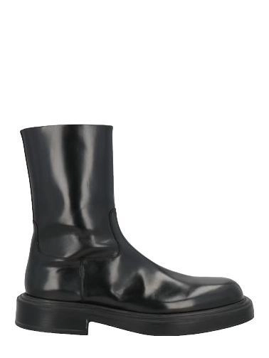 FERRAGAMO Calfskin Boots - Black