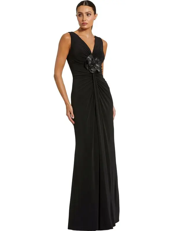 Mac Duggal Sleeveless V-neck Gown With 3d Flower And Ruched Detailing - Black