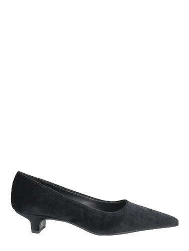 NILA & NILA Velvet Pointed Toe Pumps - Black