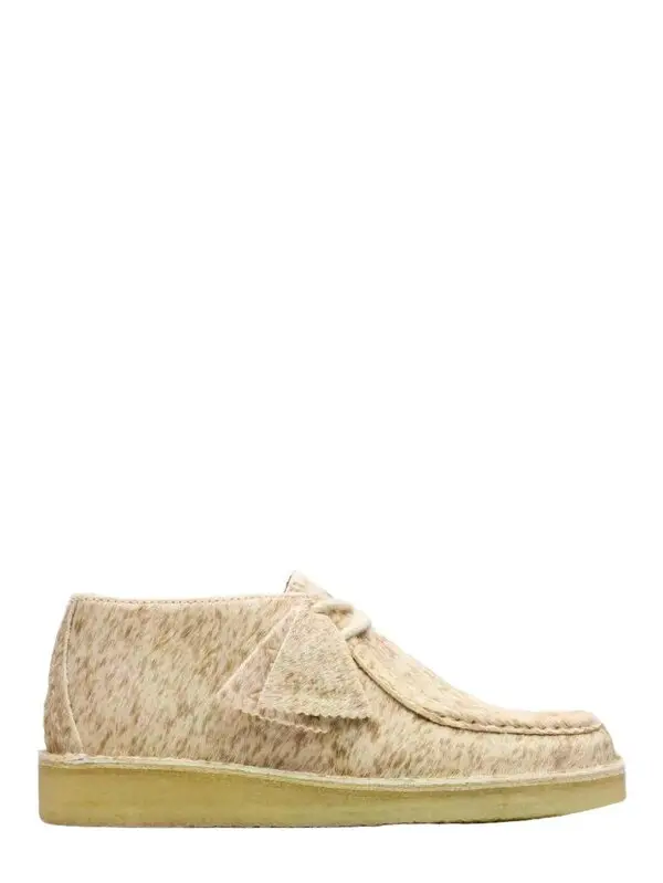 Clarks Desert Nomad Derby Shoes With Speckled Pattern And Lace-up Fastening - Neutrals