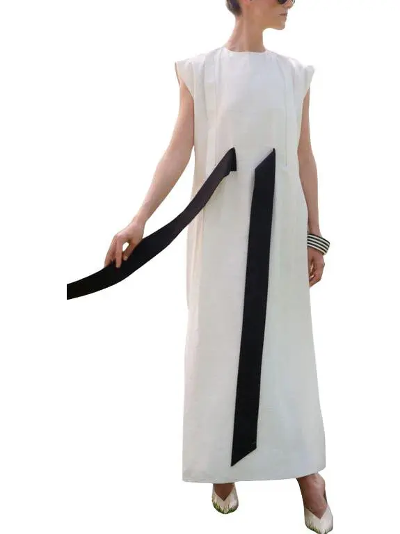 THE IQ COLLECTION Prisma Dress - White