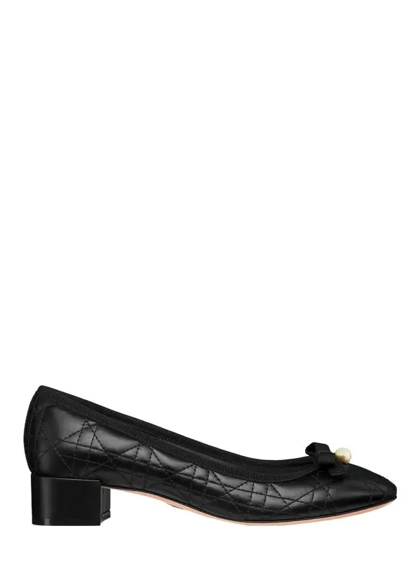 Dior Ballet Flats With Pearl Cd Embellishment - Black