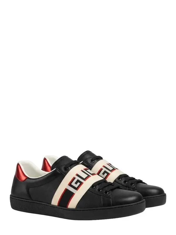 Gucci Leather Sneakers With Logo Stripe - Black