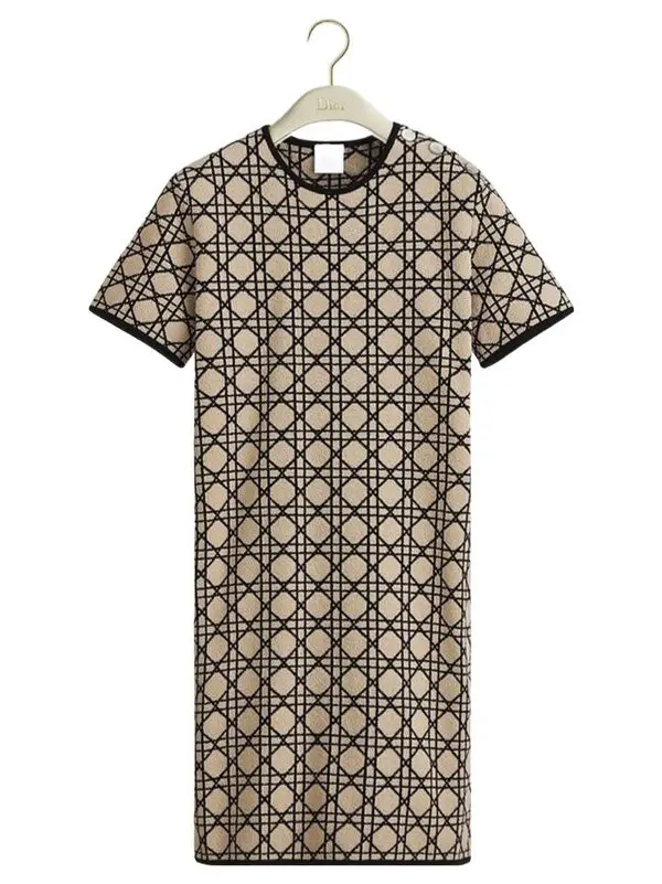 Dior Short-sleeved Knit Dress With Mother-of-pearl Cd Buttons - Nude