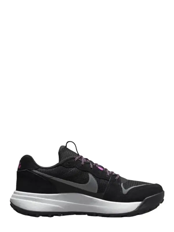 Nike Lowcate Lace-up Sneakers - Black
