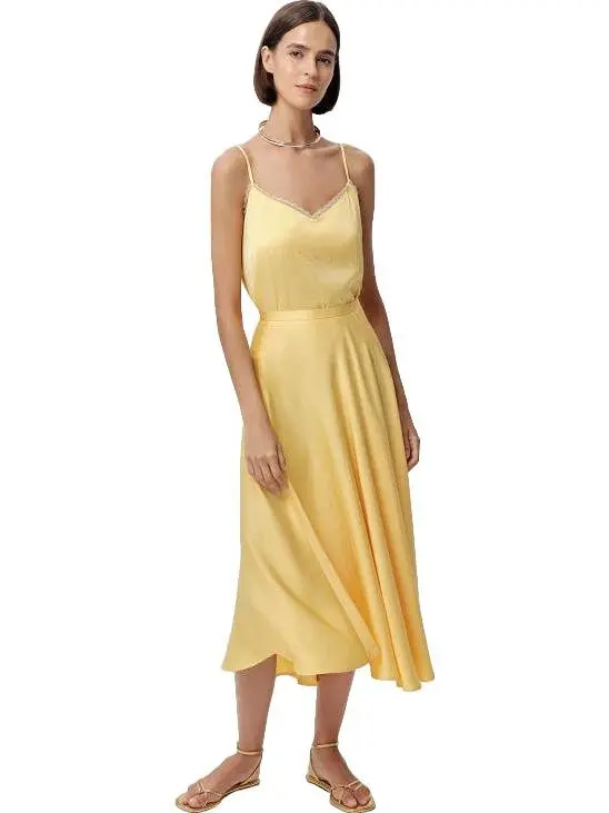 EXQUISE Aundray Fitted Concealed Zipper Flared Midi Skirt - Yellow
