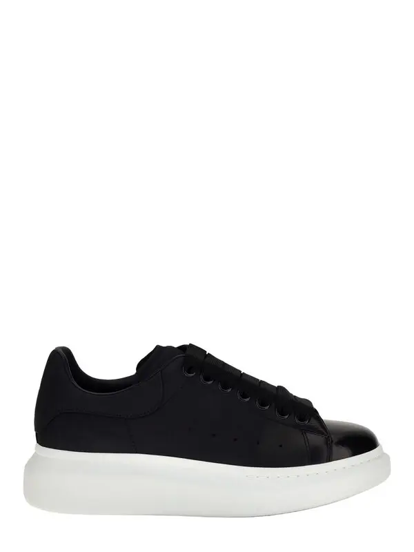 Alexander McQueen Oversized Sneakers In Leather - Blue