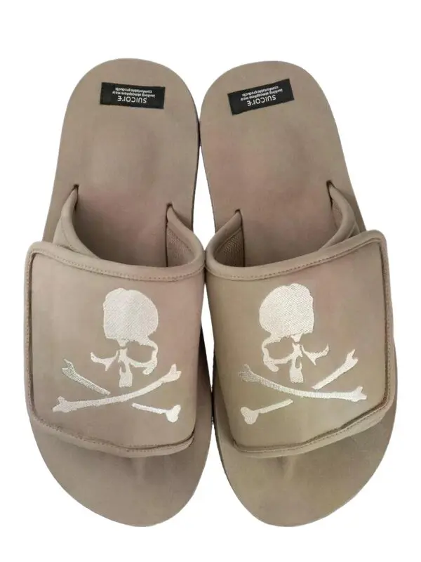 MASTERMIND WORLD X Suicoke Slides - Neutrals