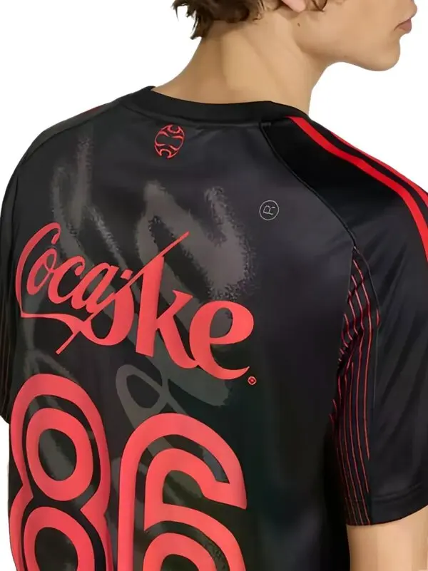 Adidas X Coca-cola Teamgeist 26 Short-sleeve T-shirt - Black