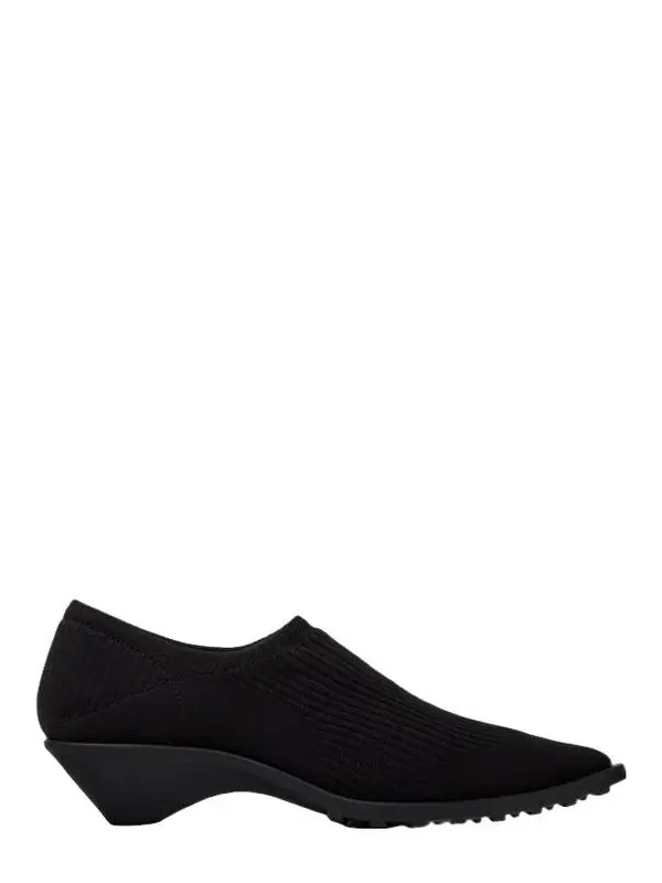 Camper X Issey Miyake Anna Pointed Toe Slip-on - Black