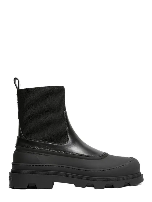 Moncler Vera Edge Leather Ankle Boots - Black