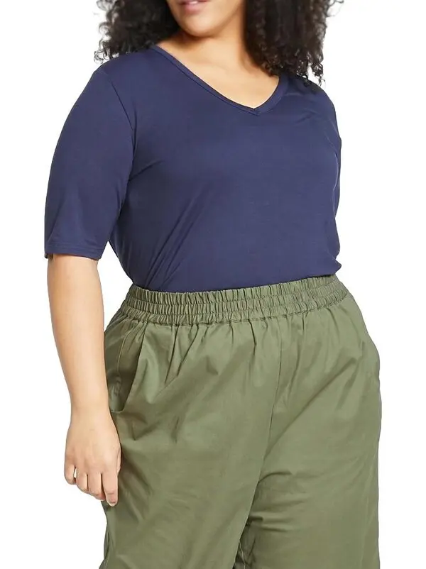 Universal Standard Lily Liquid Jersey V-neck Stovepipe Tee - Midnight