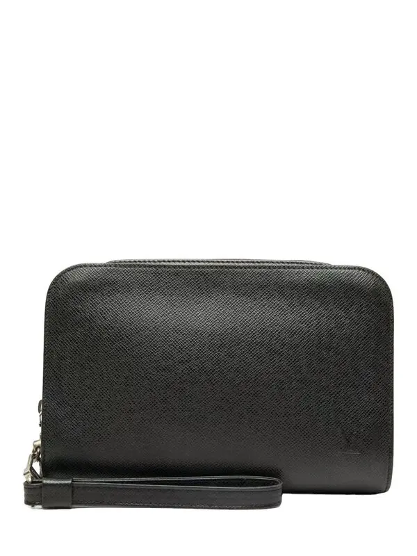 LOUIS VUITTON Taiga Leather Pochette Baikal Clutch Bag - Black