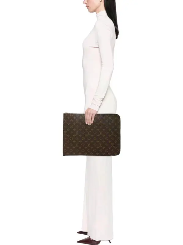 LOUIS VUITTON Monogram Document Portfolio - Brown