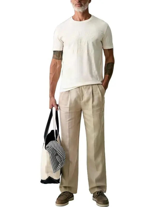 Gant Logo-print Slub-texture T-shirt - Neutrals