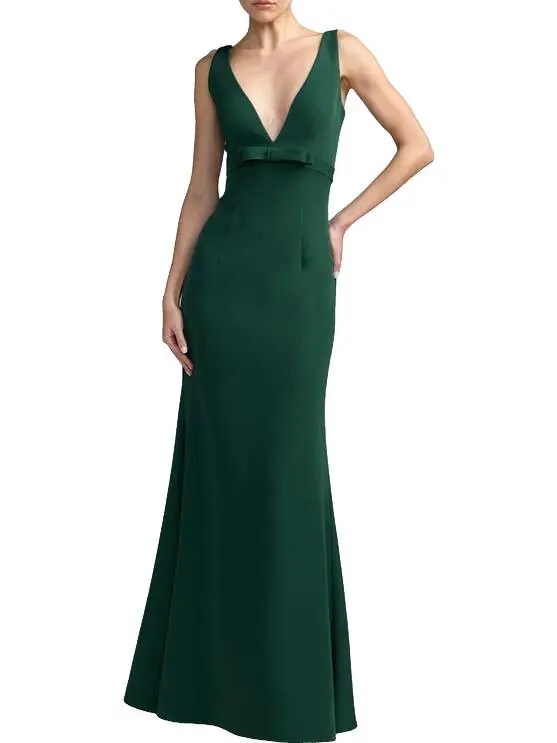 Mac Duggal Petite Sleeveless V-neck Sheath Gown With Bow Detail - Emerald