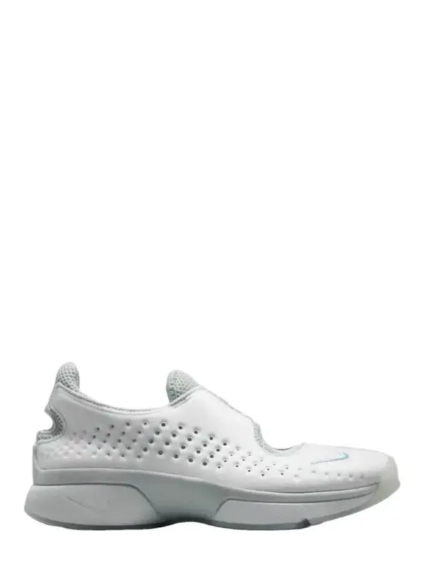 Nike Rift Ii Split-toe Sneakers - Grey