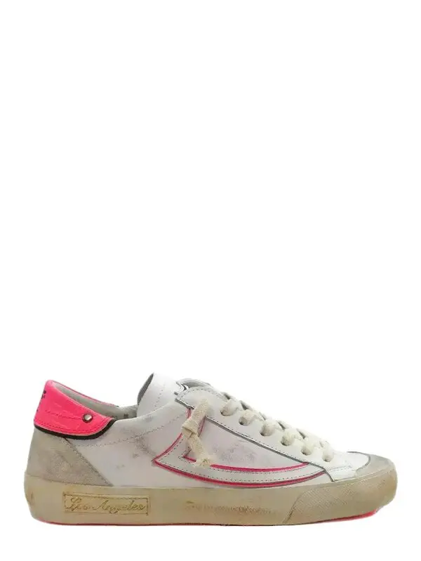 HTC LOS ANGELES Distressed Finish Vipers Sneakers - White