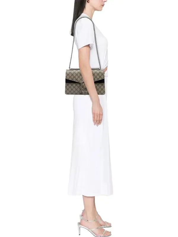 Gucci 2016-2026 Medium Gg Supreme Dionysus Shoulder Bag - Neutrals
