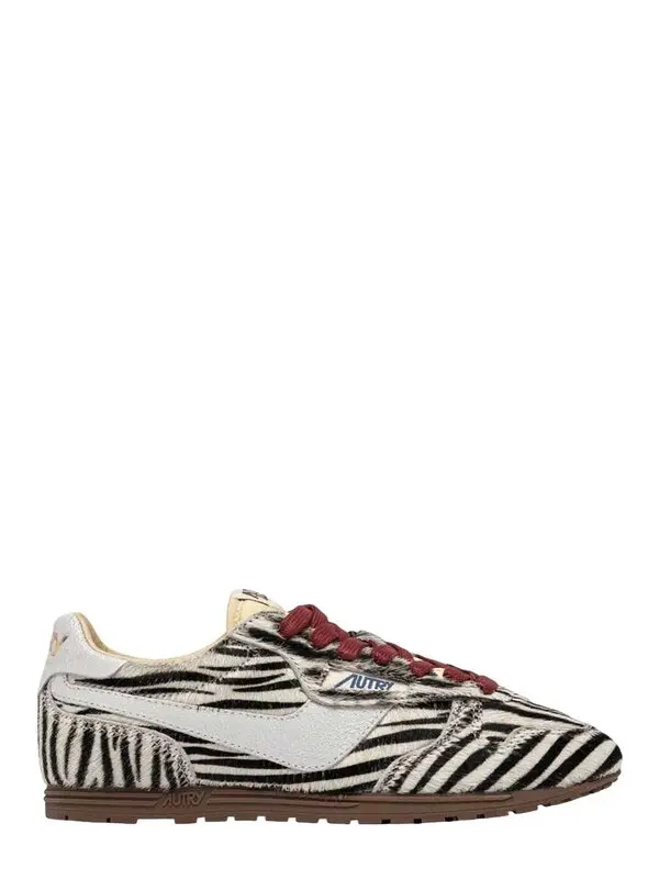 AUTRY Windspin Low Top Sneakers With Zebra Print - Black