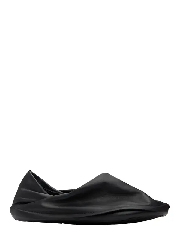 Issey Miyake Camper X Homme Plissé Collaboration Peu Form Loafers - Black