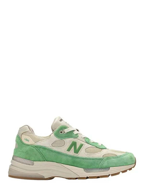 NEW BALANCE 992 Miusa Every Now & Then Gum Sneakers - Mint