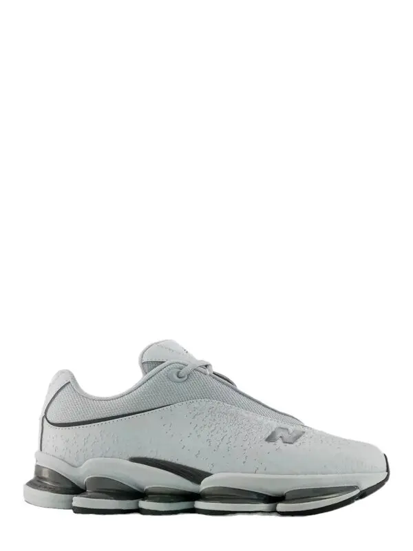NEW BALANCE Abzorb 2000s Sneakers - Grey