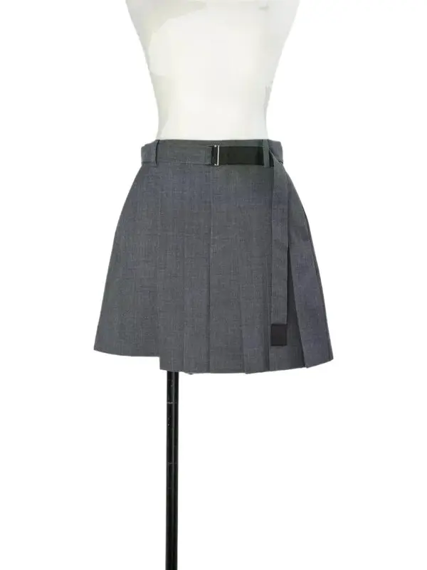 Sacai Belted Pleated Shorts - Grey