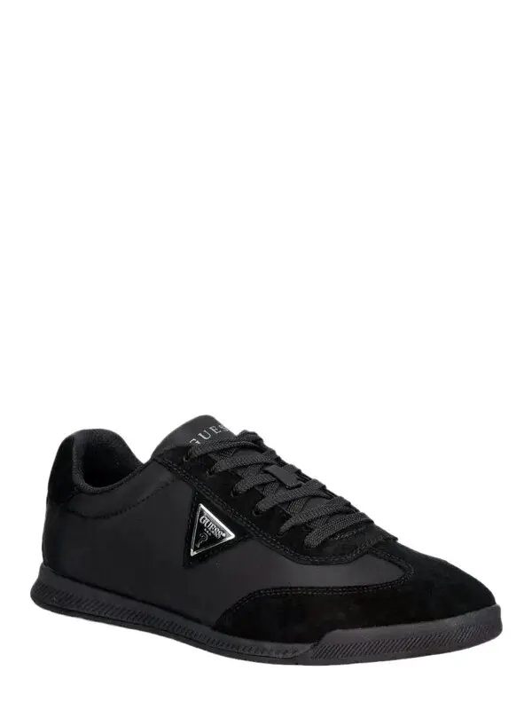 Guess Dasper Logo-plaque Sneakers - Black